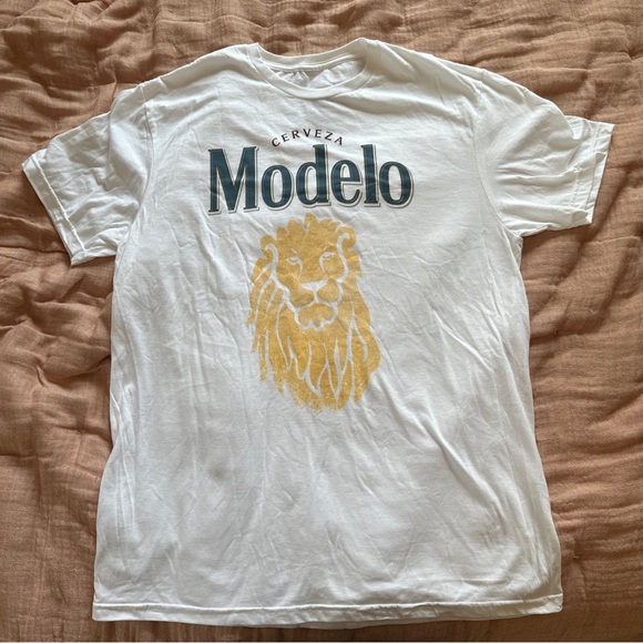 Modelo | Shirts | Modelo Beer Shirt Mens Large White Short Sleeve ...